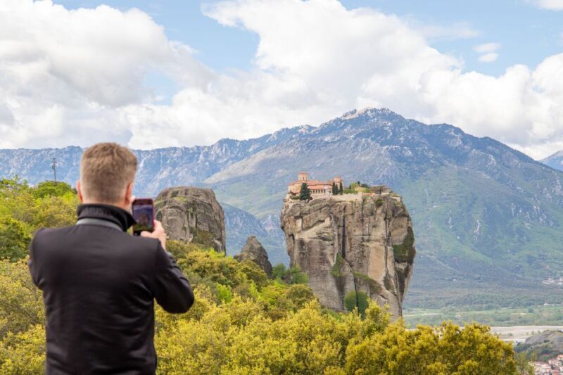 From Athens: 2 Days Meteora, Thermopylae & Delphi Tour - FAQ