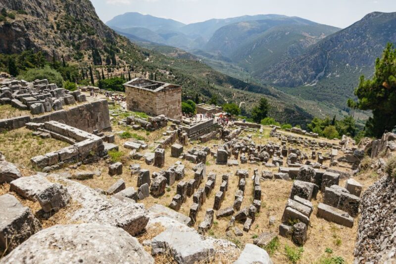 From Athens: Delphi and Meteora 2-Day Guided Tour - Meteora’s Monasteries