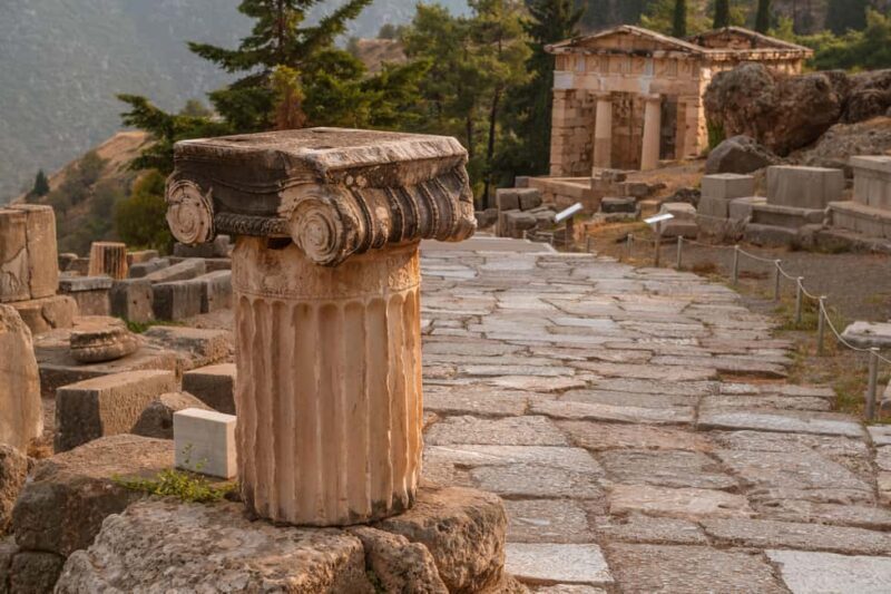 From Athens: Delphi Day Trip with Spanish-Speaking Guide - Who Is This Tour Best For?