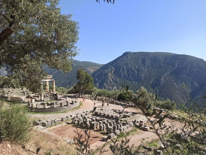 From Athens: Delphi Full Day V.R. Audio Guided Tour - Transportation and Group Size