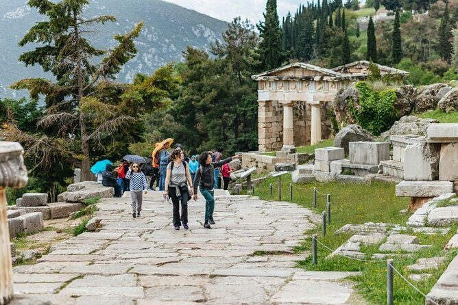From Athens: Small-Group Delphi, Museum & Arachova Day Trip - Key Points