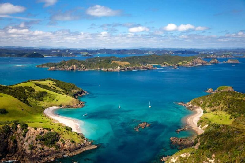 From Auckland: Full Day Private Tour to the Bay of Islands - Discovering the Bay of Islands