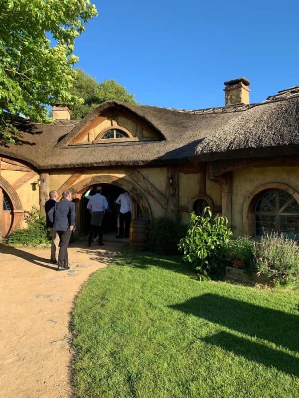 From Auckland: Hobbiton Movie Set - Private Tour - Who Will Love This Tour?