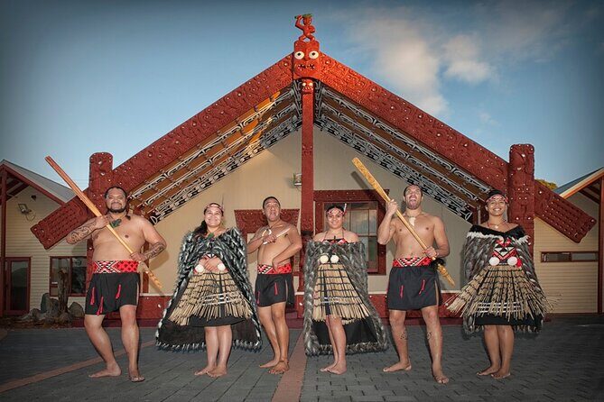 From Auckland, Rotorua Waiotapu and Maori Village Tour with Haka - FAQ