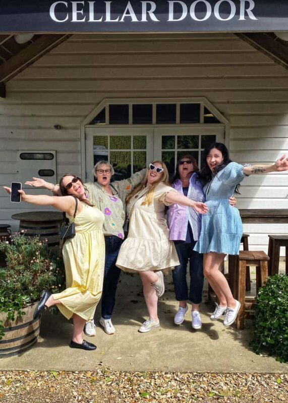 From Auckland: Waiheke Island Wineries' Tour - From Auckland: Waiheke Island Wineries Tour