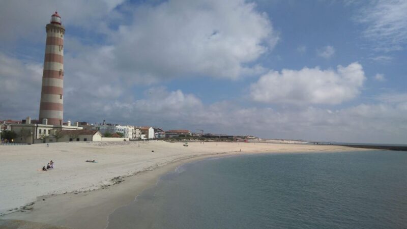 From Aveiro: Barra Beach Lighthouse & Costa Nova Guided Tour - FAQs
