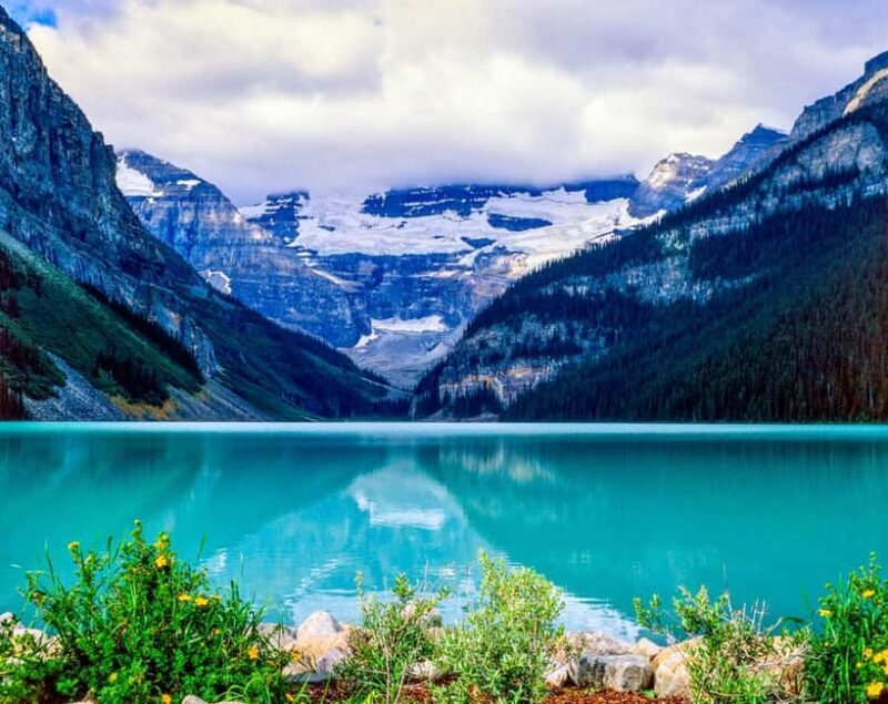 From Banff: Moraine Lake & Lake Louise Tour - FAQs