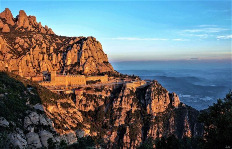 From Barcelona: Montserrat Monastery, Easy Hike, Cable Car - Key Points