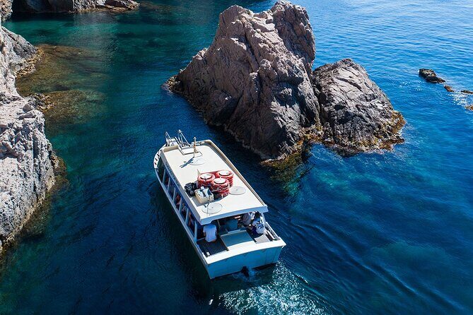 From Barcelona : Tossa de Mar, Coastal Path, Boat and Costa Brava - Key Points