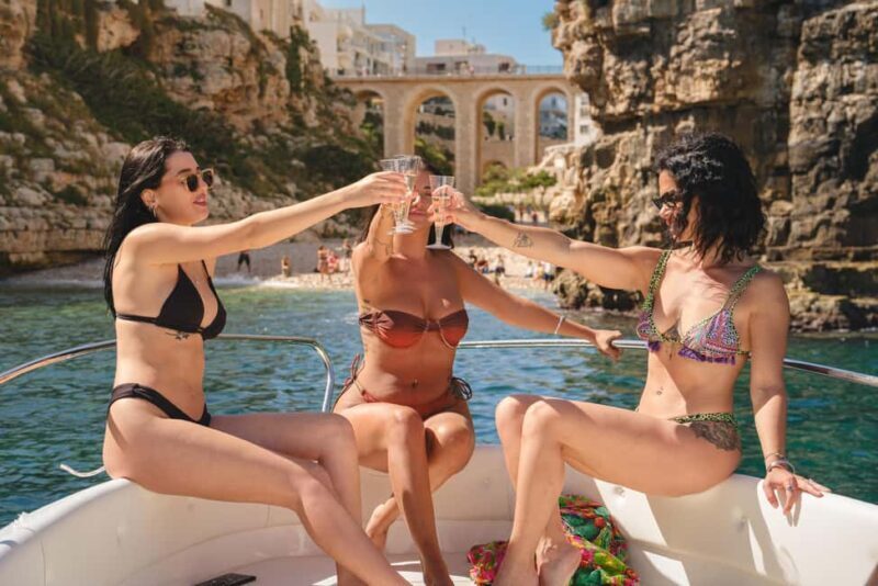 From Bari: Boat ride and free time in Polignano a Mare - FAQ