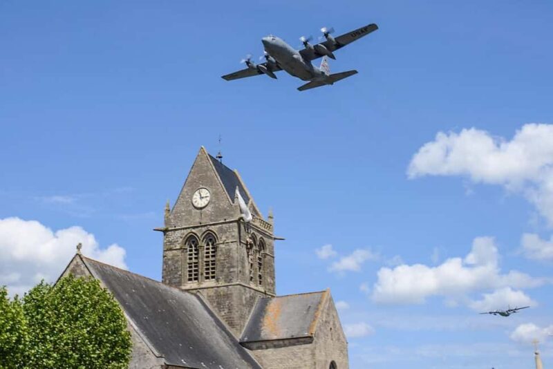 From Bayeux: D-Day American Beaches and US Airborne Day Tour - Sainte-Mère-Église: The Airborne’s First Footprints