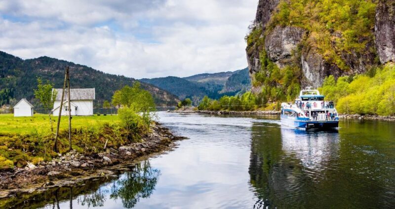From Bergen: The Original Fjord Cruise to Mostraumen - What to Expect Onboard