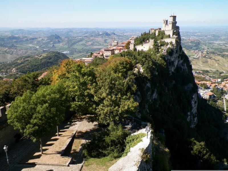 From Bologna: Private San Marino Day Tour with Lunch - Who Should Book This Tour?