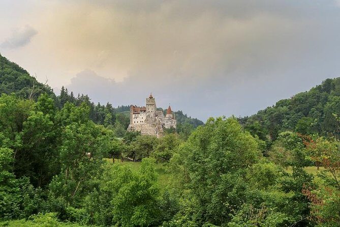 From Brasov: Small-group tour Bran, Rasnov, and Peles Castles - Key Points