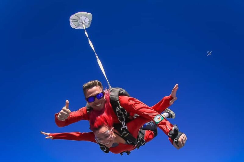 From Brisbane: Tandem Skydive Experience over Byron Bay - What You Can Expect During Your Skydive
