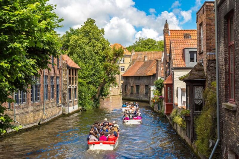 From Brussels: Bruges by Train with Guided Tour & Boat Ride - Exploring Bruges from Brussels: What to Expect
