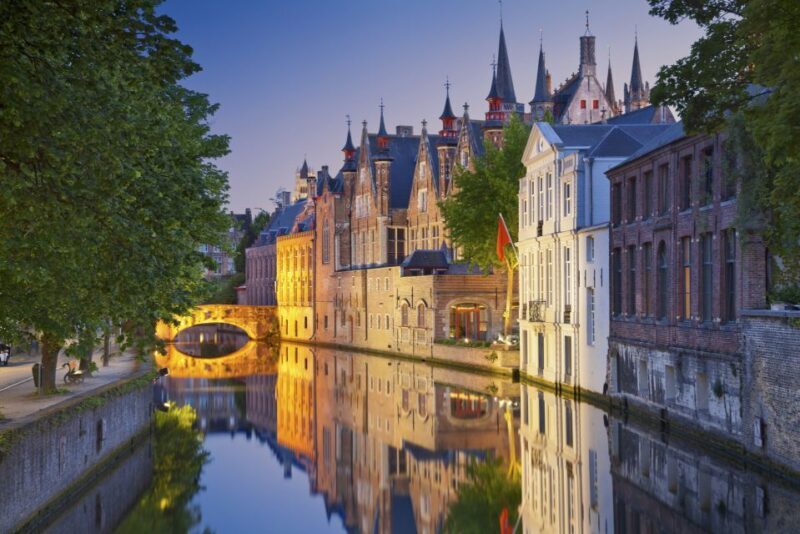 From Brussels: Bruges Day Trip with Boat Tour Option (ES) - What Makes This Tour Stand Out?