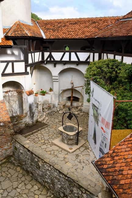 From Bucharest: Dracula's castle, Peles Castle and Brasov - The Sum Up