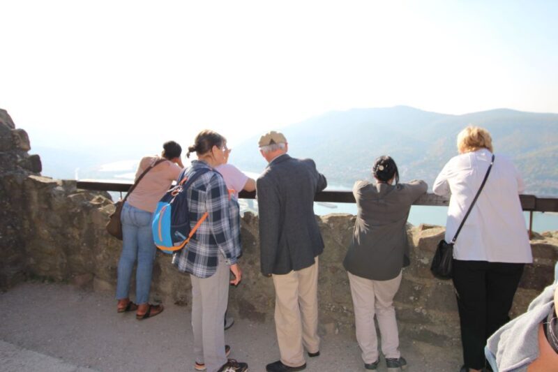 From Budapest: Danube Bend & Szentendre Tour with Lunch - What to Expect from the Tour