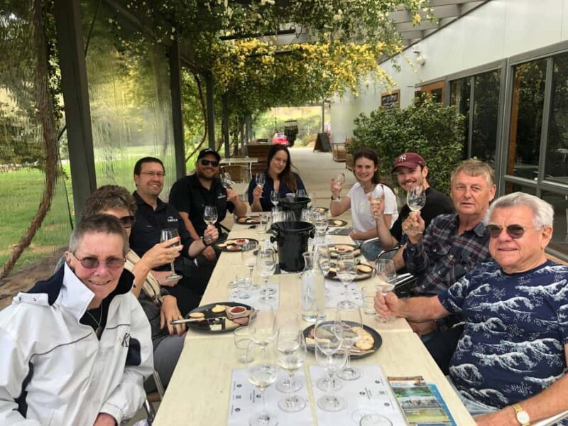 From Canberra: Winery, Distillery, & Tasting Tour with Lunch - Sweets, Lunch, and Relaxed Atmosphere