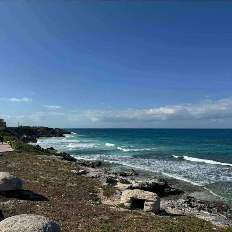 From Cancun: Isla Mujeres by Luxury Catamaran with Drinks - The Journey to Isla Mujeres