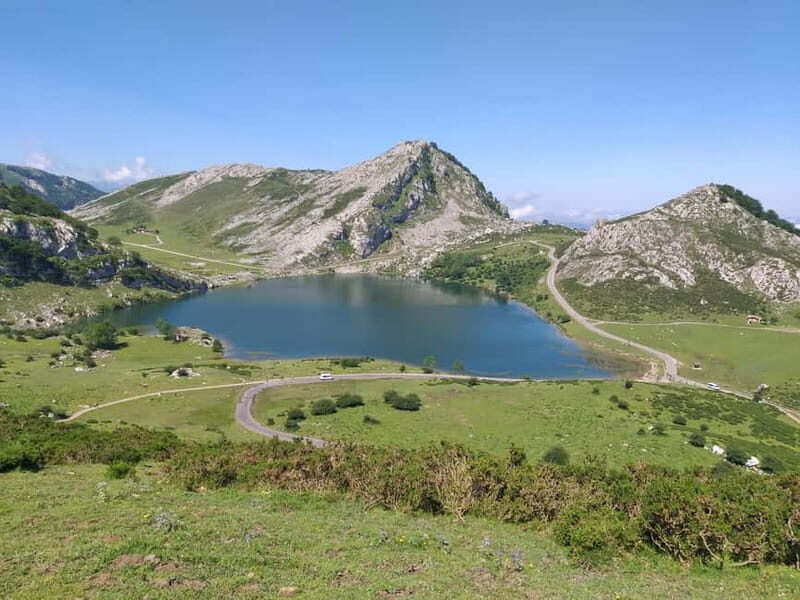 From Cangas de Onis: Covadonga Lakes Guided Day Trip - The Scenic Journey to Covadonga Lakes