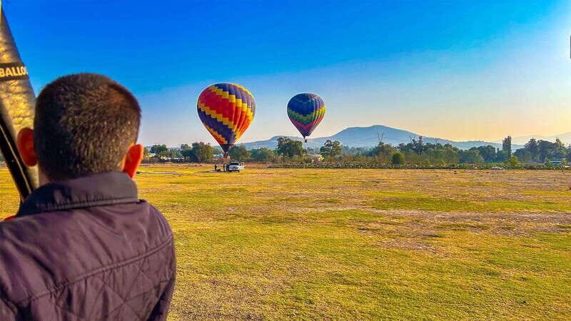 From CDMX: Hot air balloon ride, guided visits to Teotihuacan and Guadalupe - Mexican Arts and Flavors: Obsidian Workshop and Tequila Tasting