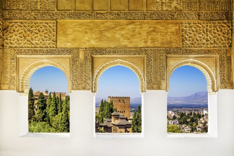From Costa del Sol or Malaga: Granada and Alhambra Tour - Key Points