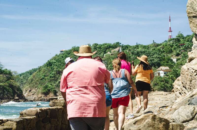 From Crucecita: Ventanilla, Zipolite, and Puerto Ángel Tour - Who Should Consider This Tour?