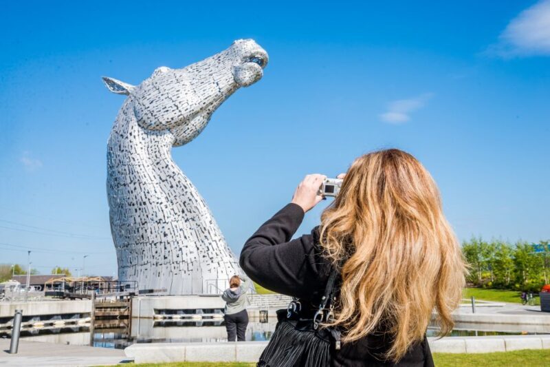 From Edinburgh: Loch Lomond, Kelpies & Stirling Castle Tour - Stirling Castle: A Fortress of History