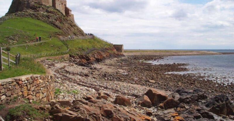 From Edinburgh: Viking Coast & Alnwick Castle Day Tour - The Whole Day in Perspective: What to Expect