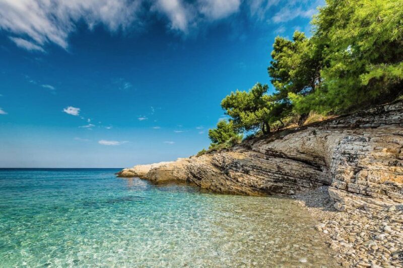 From Fazana: Sea caves, hidden island, cliffs and more... - Key Points