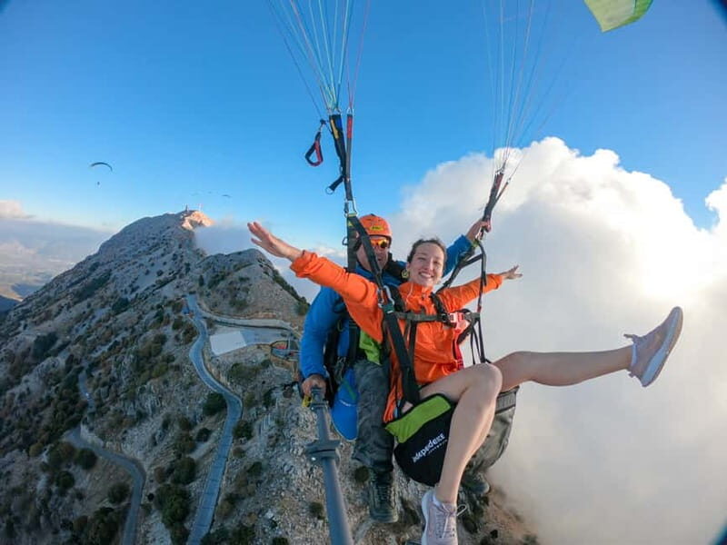 From Fethiye: Tandem Paragliding in Ölüdeniz - Experience Provider