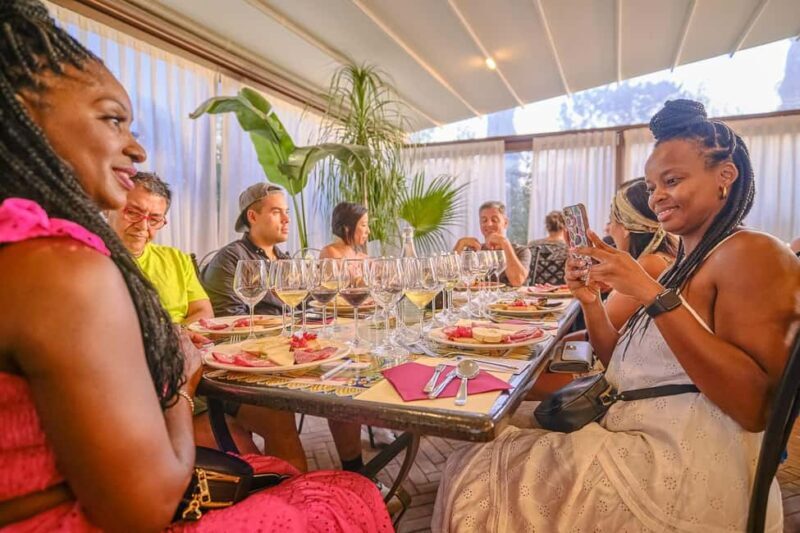 From Florence: Wine Tasting and Dinner in Chianti Vineyards - What the Reviews Reveal