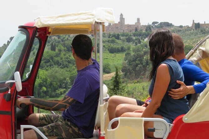 From Florence:Tuscany Tuk Tuk with Lunch, Wine & San Gimignano - Detailed Breakdown of the Itinerary
