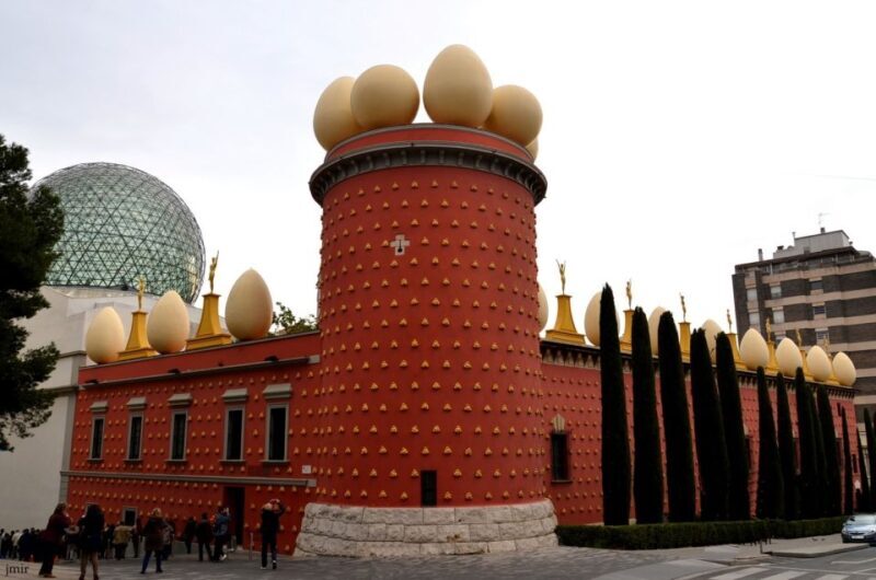 From Girona: Dalí Museum and Girona Small Group Tour - The Journey Begins in Girona