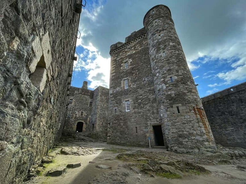 From Glasgow: Outlander Castles and The Scottish Countryside - Who Would Love This Tour?