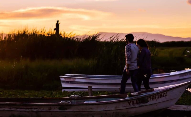 From Guadalajara: Chapala Lake & Ajijic Tour - Transportation and Group Size