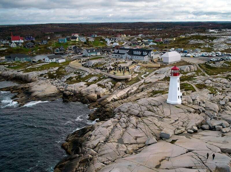 From Halifax: Peggy's Cove Bus Tour - Who Should Book This Tour?