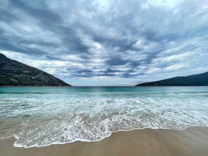 From Hobart: 5-Day Tasmania West & East Coast Tour - Day 4: East Coast - Bay of Fires & Coastal Towns