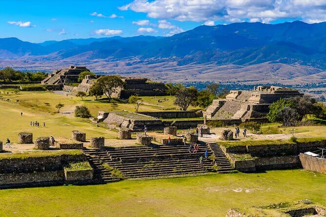 From Huatulco Cultural getaway to Oaxaca in 1 day - The Practicalities: Comfort, Timing, and Group Size