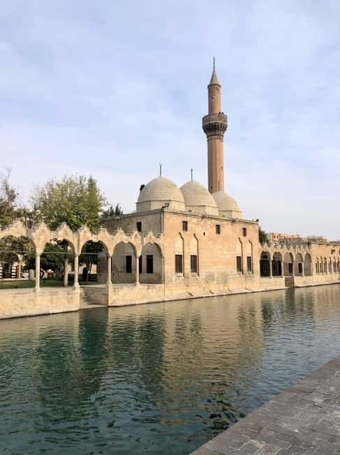 from Istanbul: anlurfa, Göbeklitepe & Balklgöl Day Trip - Who Will Love This Tour?