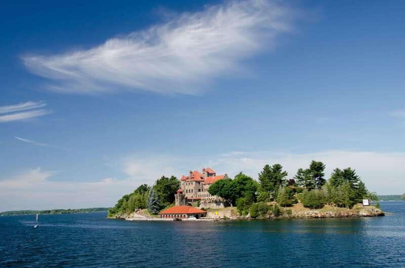 From Ivy Lea: 1000 Islands Boldt Castle Scenic Cruise - Food, Drinks, and Onboard Comfort