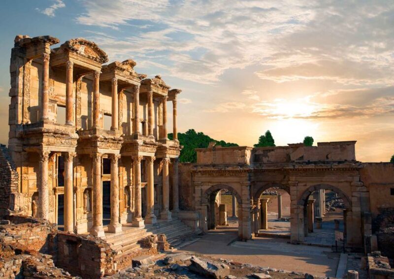 From Izmir: Ephesus Guided Day Trip with Transfer & Lunch - What to Expect on the Tour