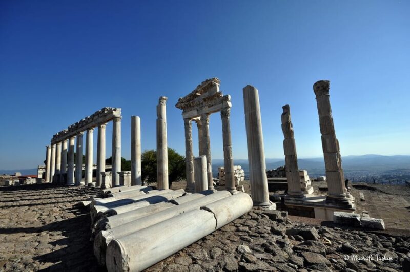 From Izmir: Private Day Trip to Acropolis of Pergamon - Exploring Pergamon: A Private Day Trip from Izmir
