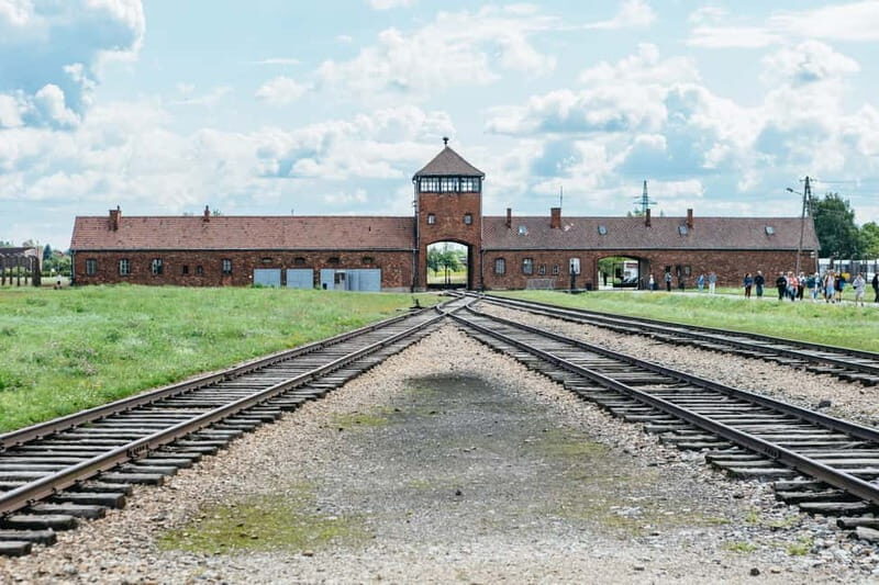 From Krakow: Auschwitz-Birkenau Guided Tour & Hotel Pickup - Why This Tour Is a Great Choice