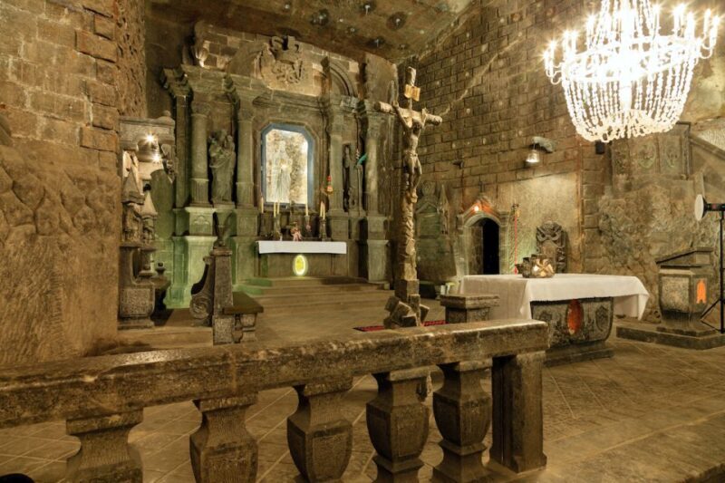From Krakow: Wieliczka Salt Mine Tour with Guide - Exploring the Wieliczka Salt Mine from Krakow: A Practical and Enthusiastic Review