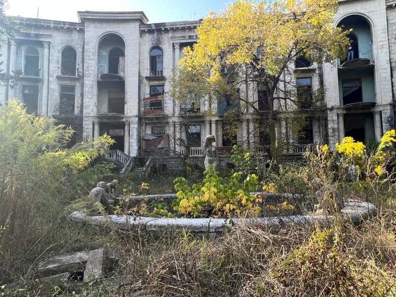 From Kutaisi: Soviet-Era Sanatoriums of Tskaltubo - Sanatorium Metallurgist: A Walk Through Elegance