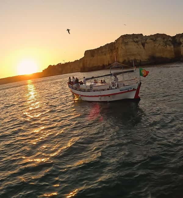 From Lagos: Ponta da Piedade Sunset Cruise with Drink - The Drinks and Crew