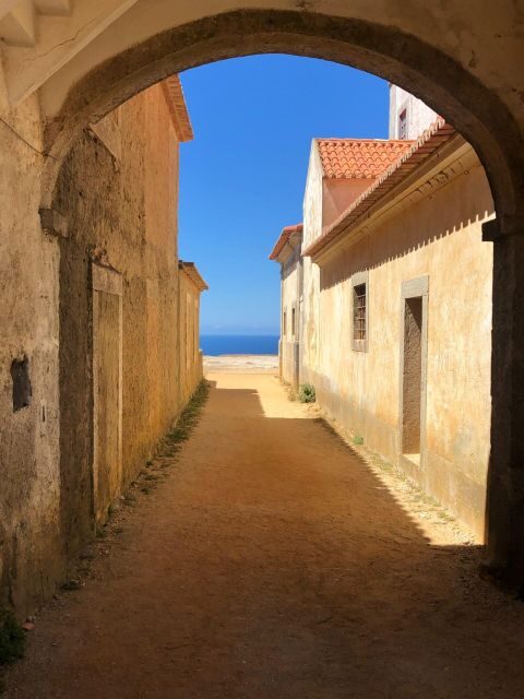 From Lisbon: Arrábida, Azeitão, Sesimbra, Palmela, Setúbal - Sesimbra: The Picturesque Fishing Village